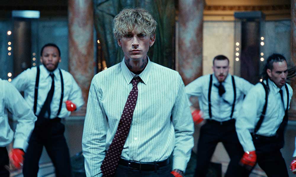 Machine Gun Kelly lanza nuevo single "Vampire Diaries", de su esperado ...